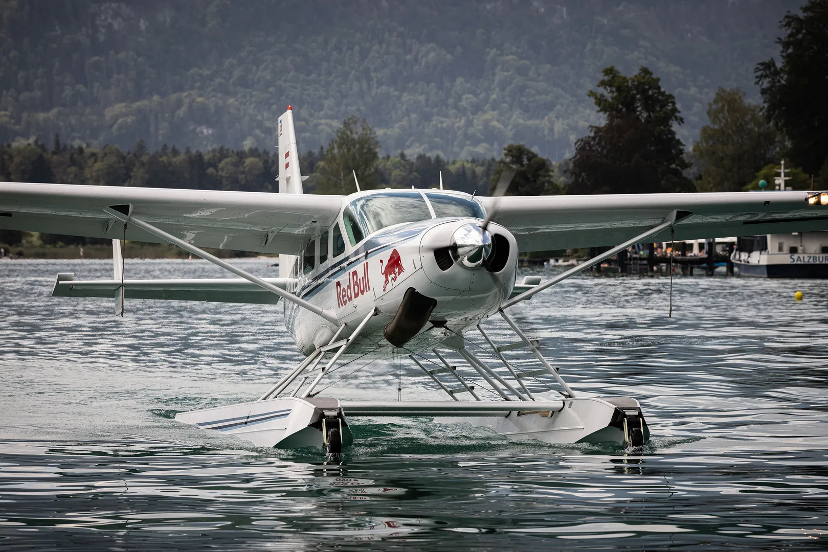 Cessna 208 Amphibian "Caravan"